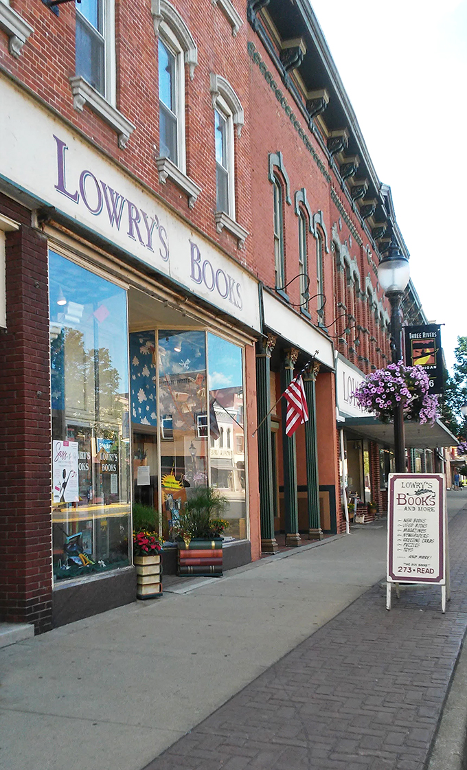 Family-owned and reader-approved &ndash; this multi-storefront marvel is worth pulling over for.