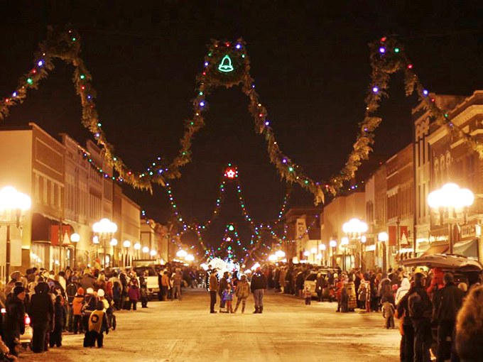 Streets alive with cheer, this glowing trolley brings a dose of holiday magic to everyone it passes.