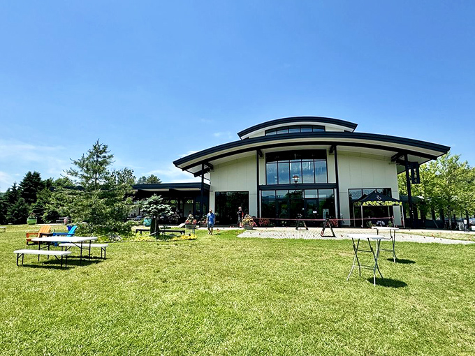 Where beer meets wings in perfect harmony. The Alchemist is brewing up magic that goes beyond the bottle.