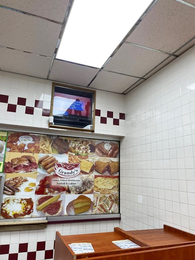 A feast for the eyes! This collage of comfort food classics is like a greatest hits album for your taste buds.