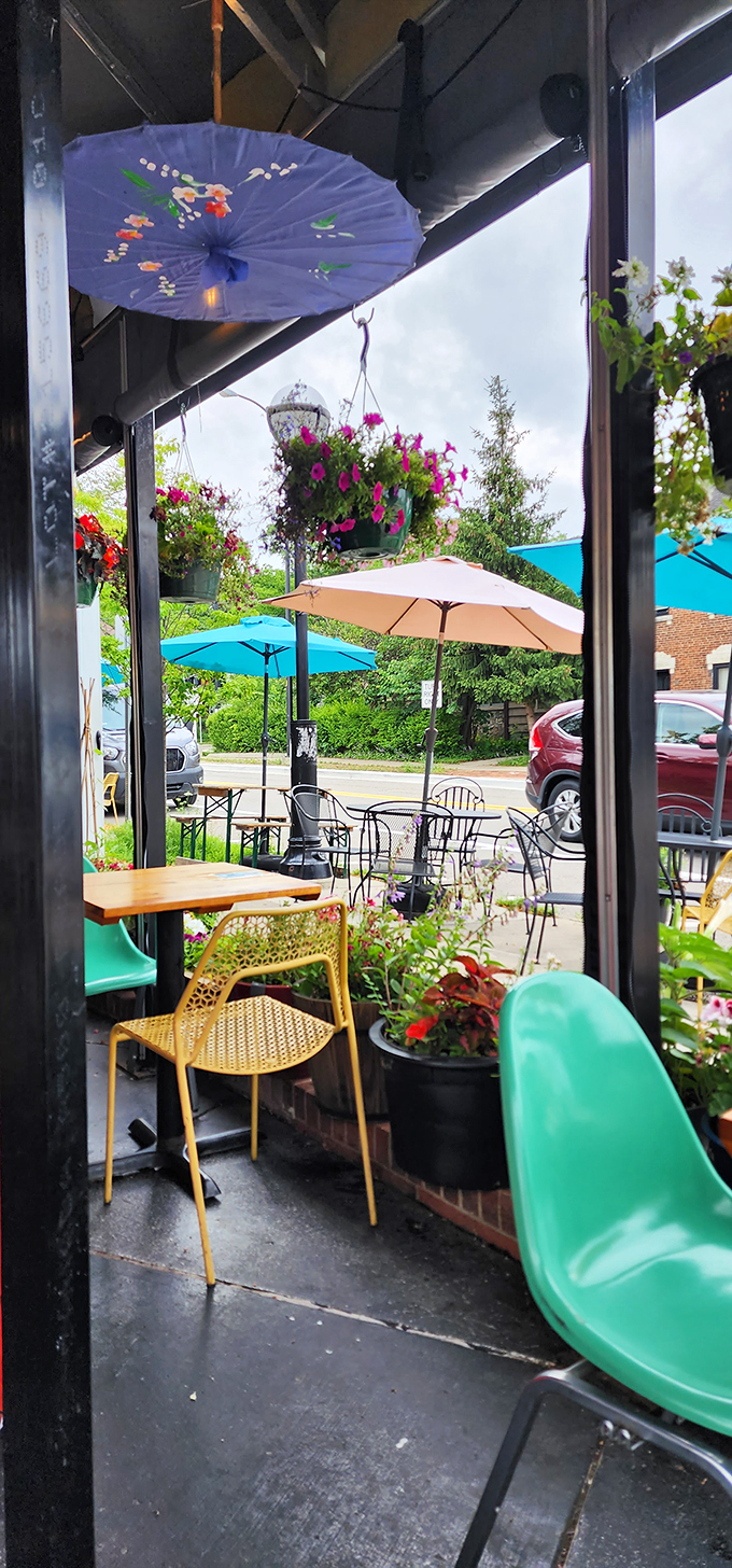 Alfresco dining with a side of people-watching. It's dinner and a show, Ann Arbor style!