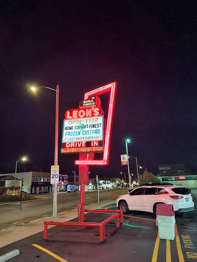 Shine on, you crazy diamond! Leon's iconic sign is like the North Star for dessert lovers, visible from blocks away.