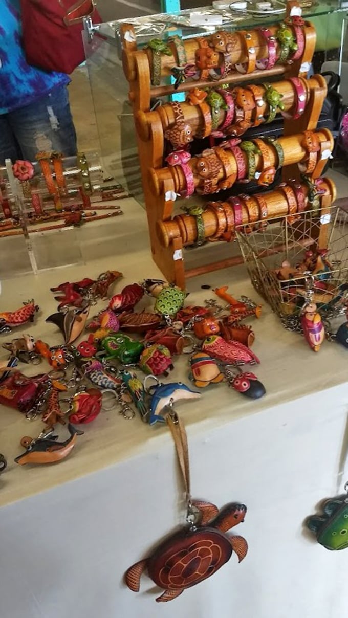 Feeling crabby? These quirky crustacean keychains are shore to brighten your day. A little piece of Florida to clip onto your keys!