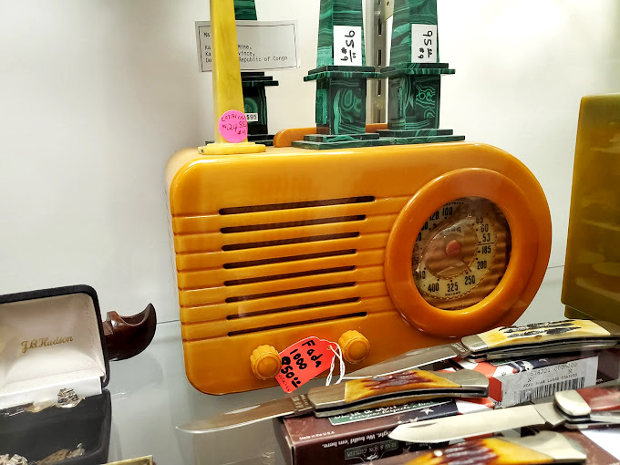Tune into yesterday: This sunny transistor radio is ready to broadcast straight from the swinging '60s.