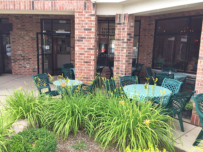 Al fresco dining that's bellissimo! These outdoor tables are perfect for people-watching and pretending you're on the Amalfi coast.