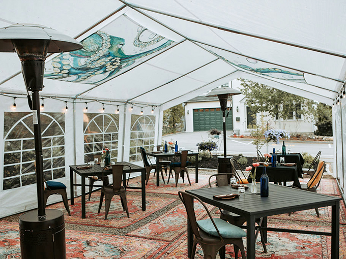 Al fresco fantasyland! Franny's outdoor seating is like a secret garden where the main crop is scrumptious meals.