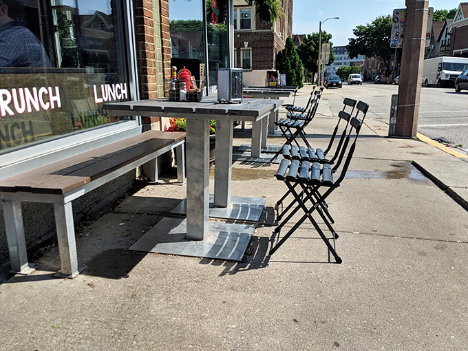 Sidewalk seating that's out of this world! Enjoy your cosmic cuisine al fresco and watch the neighborhood's colorful characters orbit by.
