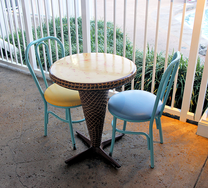 Who needs a throne when you can have an ice cream cone table? This outdoor spot is perfect for people-watching and cone-contemplating.