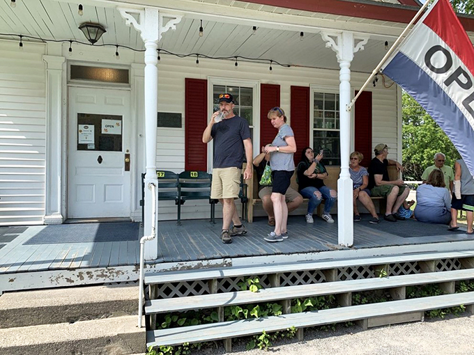 Porch sittin' and creemee lickin'! This is what Vermont summers are made of &ndash; pure, simple, delicious bliss.