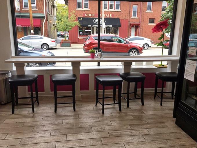 Window seat to paradise! Enjoy your treats with a side of people-watching at Simma's cozy counter.