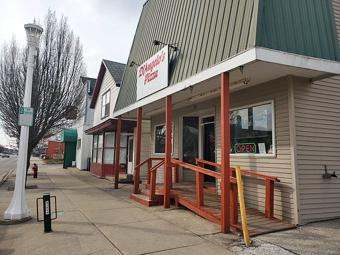 D'Angelo's: Proof that sometimes, the best things come in unassuming packages. It's the pizza equivalent of finding a $20 bill in your old jeans.