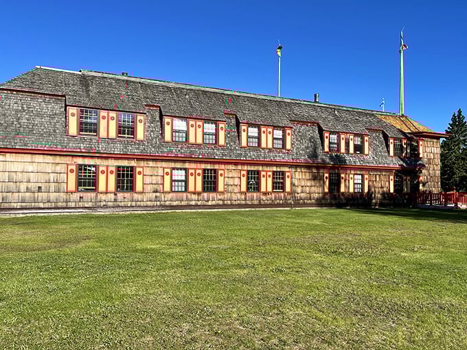 The ultimate quirky overnight stop. It's where road-weary travelers go to sleep in a kaleidoscope!