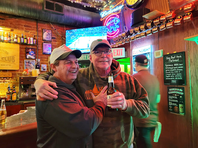 Where everybody knows your name &ndash; or at least pretends to after a beer or two. PJ's bar: the ultimate icebreaker.