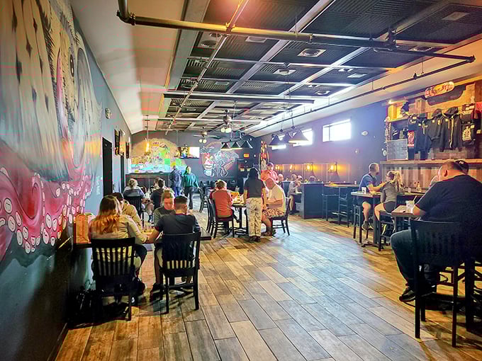 Where everybody knows your name&hellip; and your favorite burger order. Crusade's dining room buzzes with happy eaters.