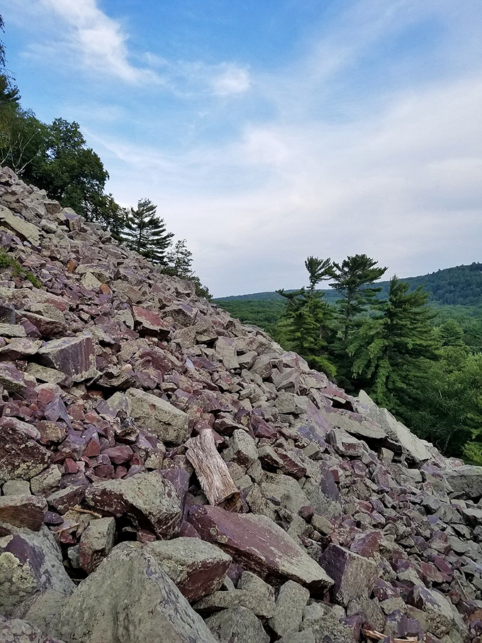 Rock 'n' roll, nature style! This geological jam session has been millions of years in the making.