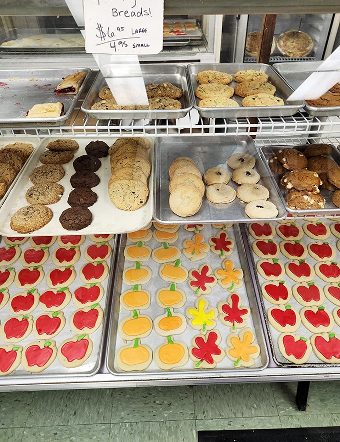 Cookie canvas! These seasonal treats prove that at Jones, even the simplest desserts become works of edible art.