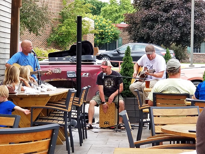 Live music on the patio? Looks like Cokato's got talent &ndash; and great taste in tunes to accompany your seafood serenade.