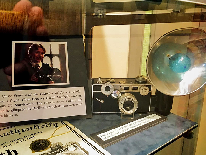 Lights, camera, magic! Even Harry Potter couldn't resist the charm of an Argus camera. Now that's what I call a real Chamber of Secrets!