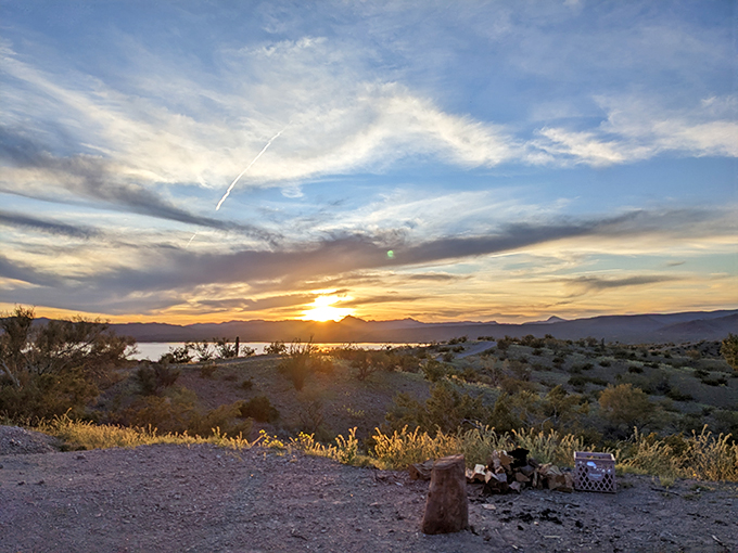 Nature's farewell party: As the sun takes its final bow, Alamo Lake throws a color extravaganza that would make Pantone jealous.