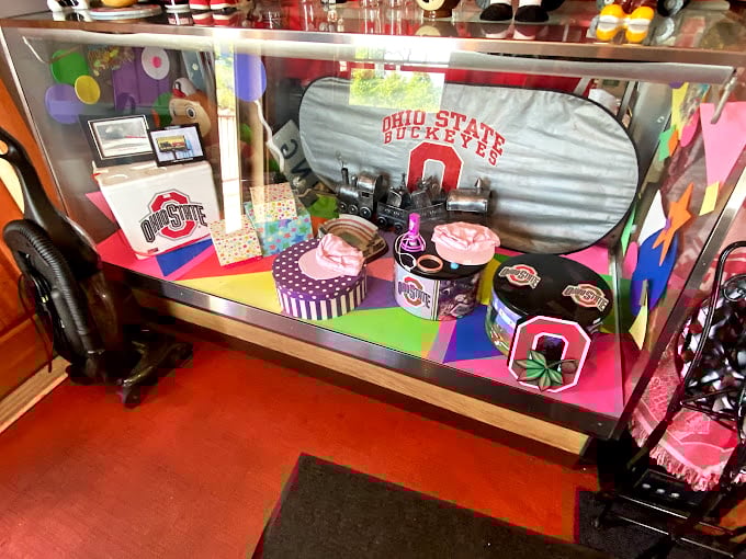 It's a Buckeye bonanza! This display case is like a time capsule of team spirit. Go scarlet and gray&hellip; and delicious!