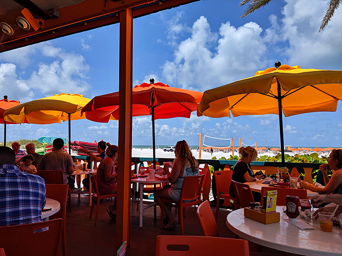 Sea breeze and satisfied customers &ndash; the perfect recipe! Frenchy's outdoor dining area offers a side of vitamin sea with your meal.