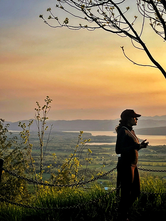 Sunset chaser's paradise. At Mt. Philo, even the sun puts on a show before calling it a day.