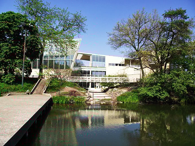 Serenity now! The museum's tranquil surroundings offer a moment of zen, complete with a reflecting pool that would make even the busiest city dweller pause.