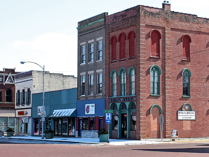 Brick, mortar, and memories! These historic buildings aren't just structures &ndash; they're storytellers, each facade a chapter in Carlinville's tale.