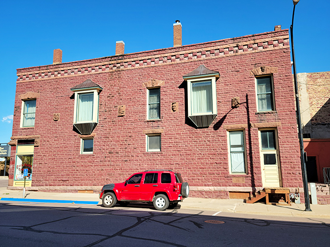 "Red-brick road to discovery." No yellow bricks here, but this building promises an adventure worthy of Dorothy herself.
