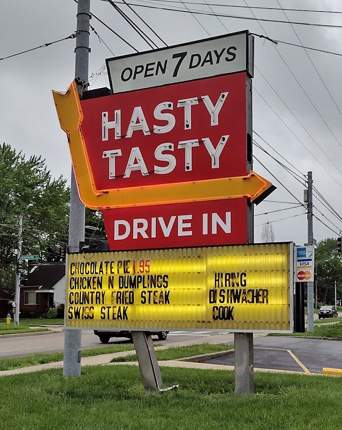 The sign says it all: Open 7 days, because comfort food doesn't take a day off. Neither does your appetite!