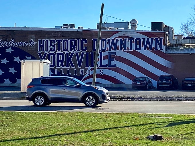 Small town, big flavors! Yorkville's historic downtown is home to this burger oasis. Time for a road trip!