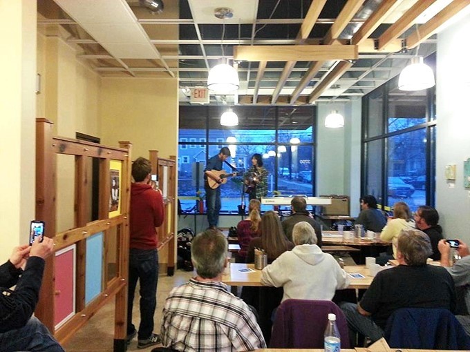 Dinner and a show? Nah, we prefer breakfast and a ballad. Live music that feeds your soul while you feed your face.