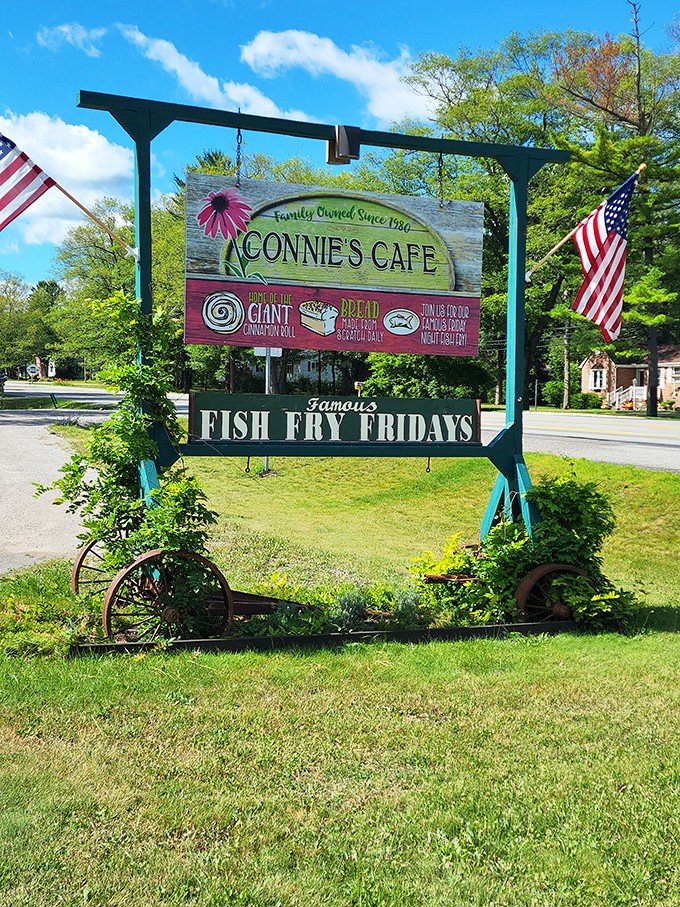 The sign says it all: giant cinnamon rolls, fresh bread, and fish fry Fridays. It's like a roadside haiku for food lovers. Poetry never tasted so good!