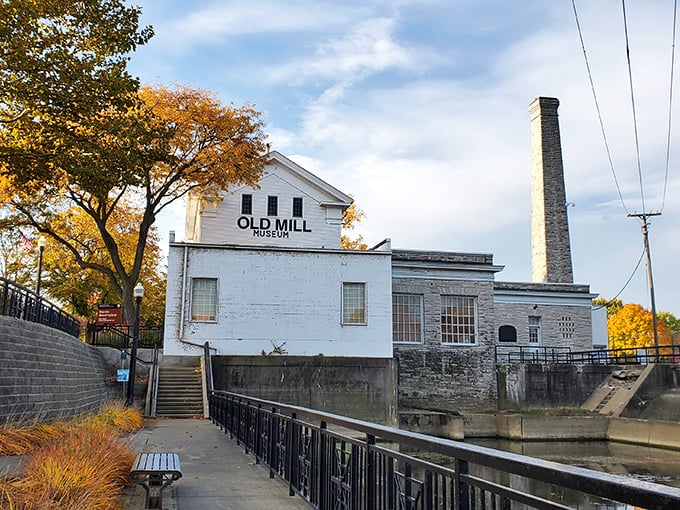 Fall in love with history all over again! This autumnal scene is giving me major "cozy sweater and hot cider" vibes. Who's up for a crisp walk by the mill?