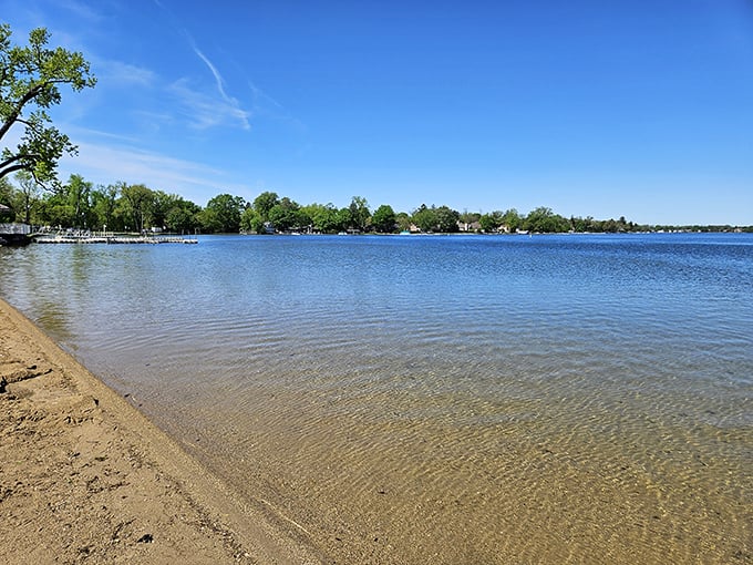 Shoreline serenity: Crystal-clear waters meet golden sands, creating a slice of paradise that rivals any tropical getaway. Vacation mode: activated!