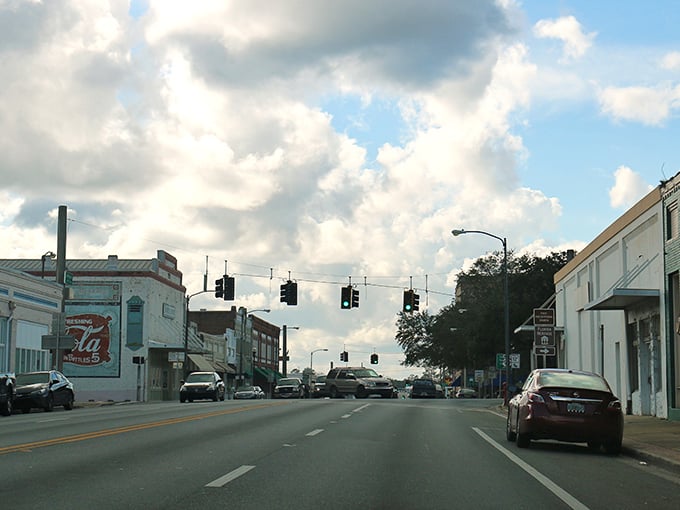 A view that'll make you say "Oh my, Quincy!" It's like someone took all the best bits of small-town America and put them in a blender.