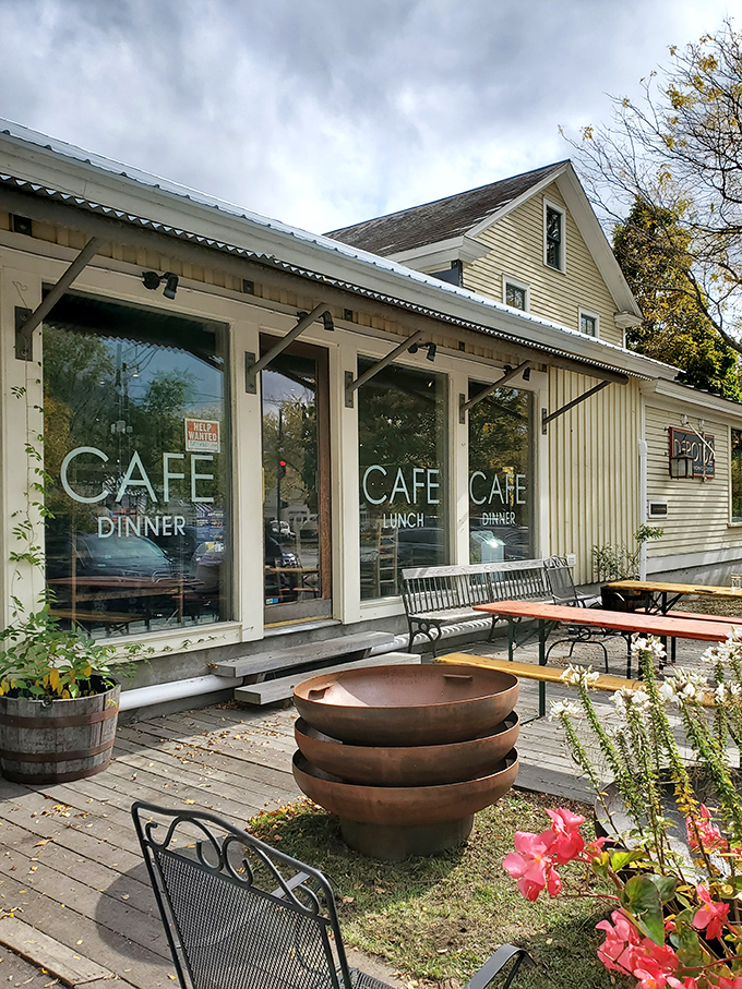Detour to deliciousness! This charming roadside caf&eacute; is like finding a Turkish oasis in the Vermont desert.