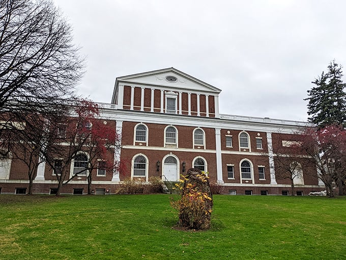 Art lovers, rejoice! The Fleming Museum's neo-classical facade is your gateway to a world-class collection right in Burlington.