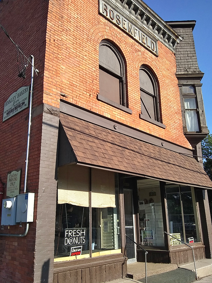 Roadside revelation! This historic haven of heavenly treats is worth hitting the brakes for.