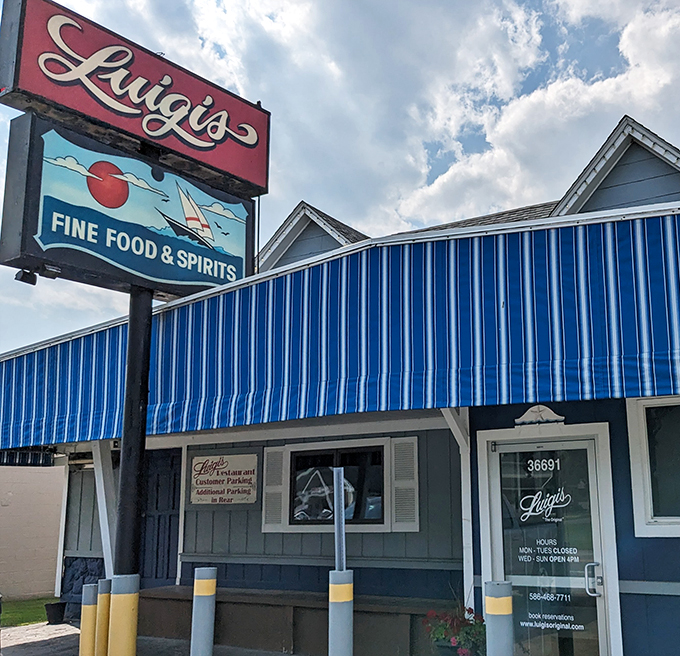 Luigi's: Proof that you can't judge a pizza by its awning. This blue-trimmed treasure trove is serving up slices of pure Michigan magic.