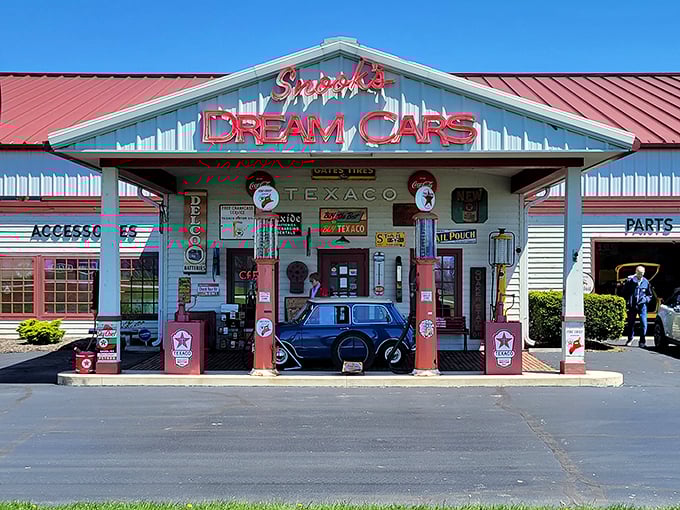 Hit the brakes and fuel up on nostalgia! Snook's is the perfect pit stop for gearheads and time travelers alike.