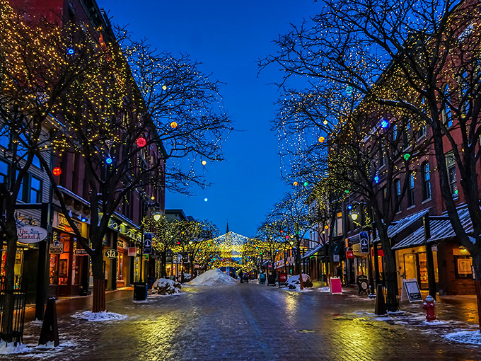 Cruise control to winter wonderland. Stowe's Main Street is a detour into holiday cheer you won't want to miss.