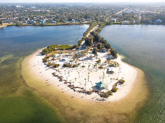 Nature's heart-shaped love letter! This aerial view of Sunset Beach Park is like Florida's version of a romantic comedy set.
