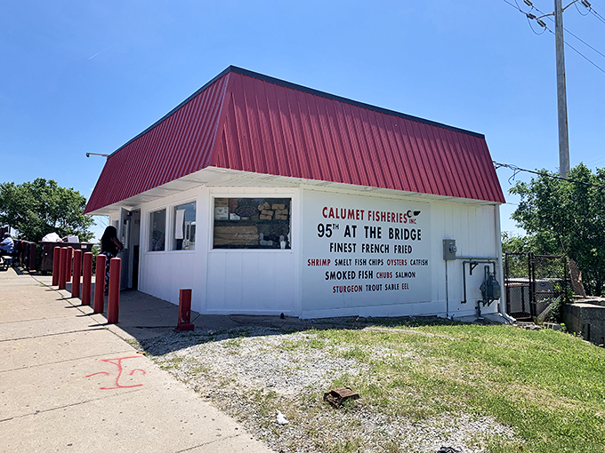 Red roof, white walls, big flavors. Calumet Fisheries proves good things come in small packages &ndash; especially when those packages are full of smoked salmon.