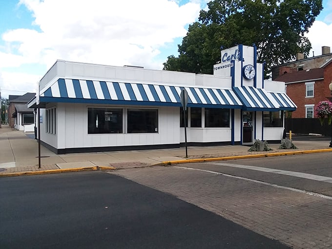 Blue and white never looked so appetizing. This retro diner is like a '50s sitcom come to life &ndash; with better food!