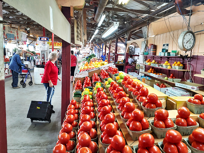 Tomato, tomahto! These juicy beauties are the stars of the show, ready for their close-up in your next salad.