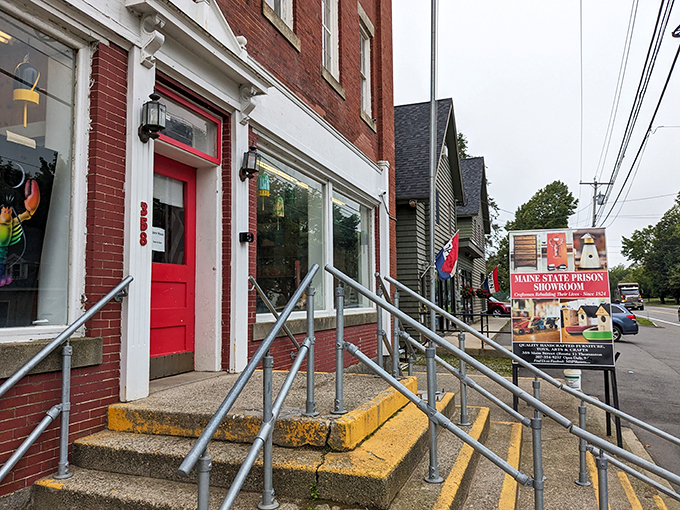 From the big house to your house: Handcrafted wonders that'll make you rethink rehabilitation.