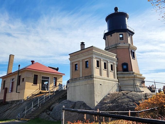 A lighthouse with a view! This isn't just a beacon for ships&mdash;it's eye candy for landlubbers too.