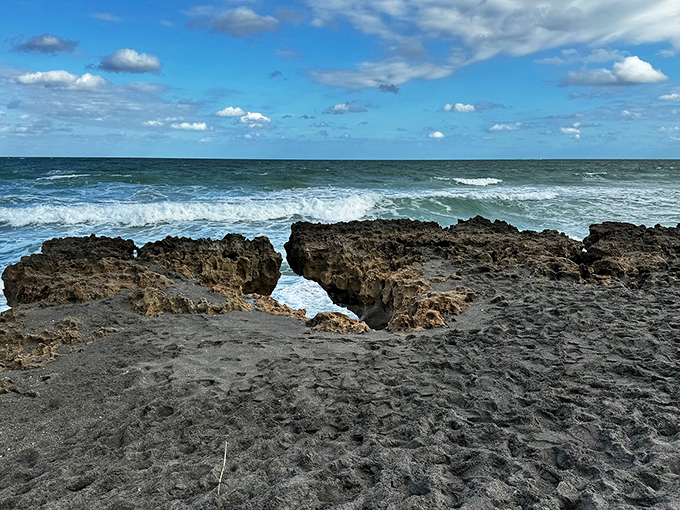 Who needs a spa day when you can watch Mother Nature's own hydro-massage? These rocks are blowing minds and water skyward!