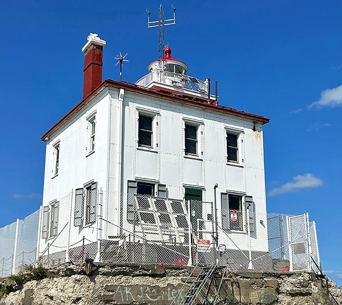 "Talk about a close-up! This lighthouse is ready for its Hollywood debut. Move over, Tom Cruise &ndash; there's a new Top Gun in town!"